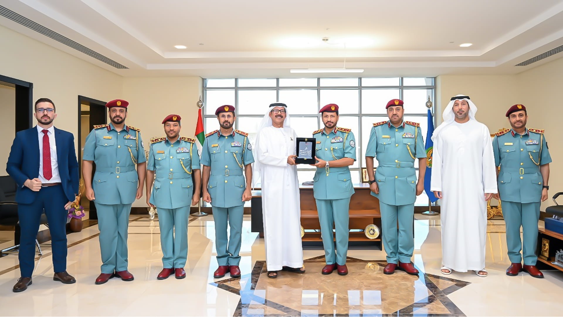 Al Shamsi receives delegation from UAE Genome Team
