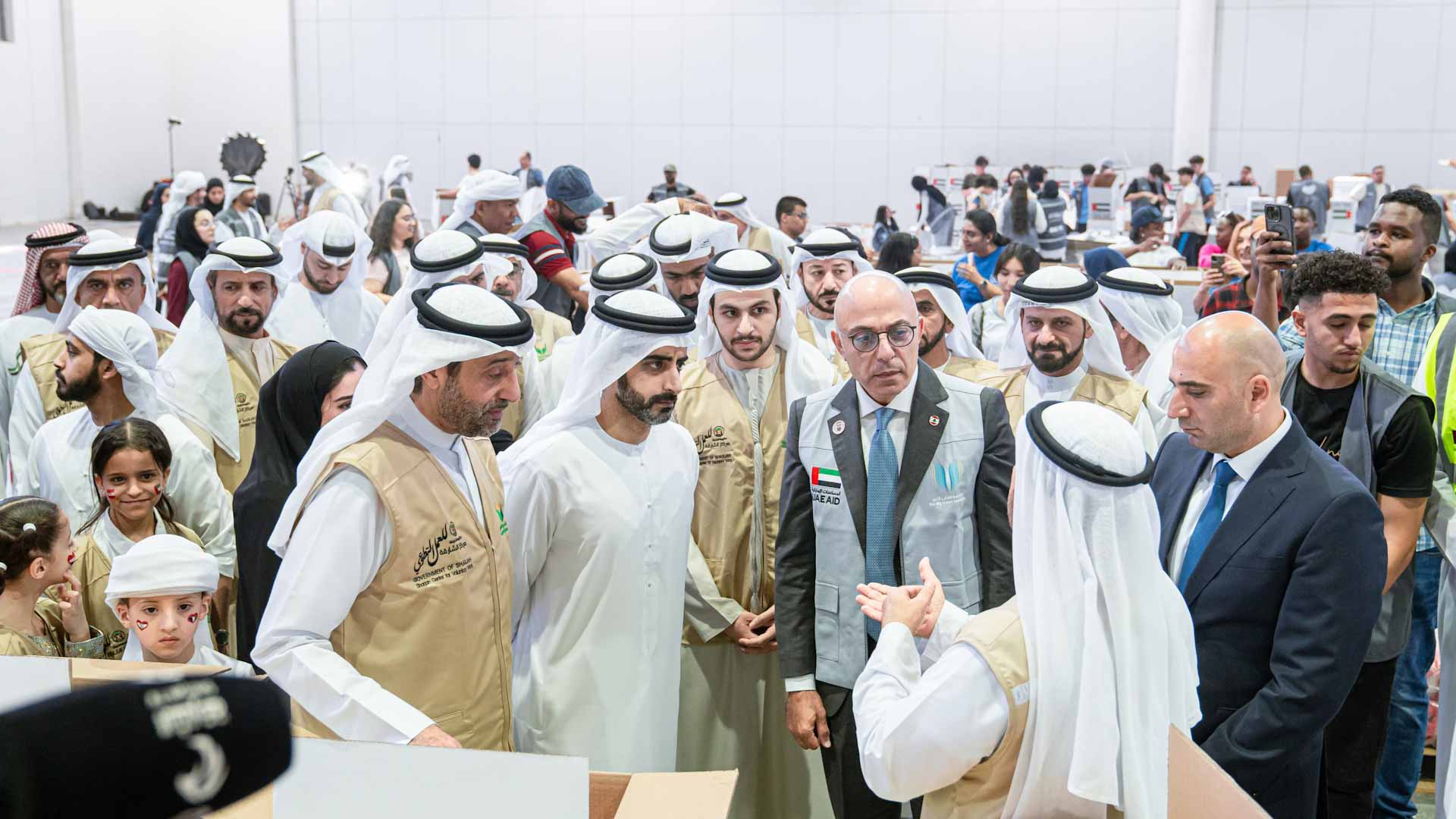 UAE stands with Lebanon campaign collects 250 tonnes of aid