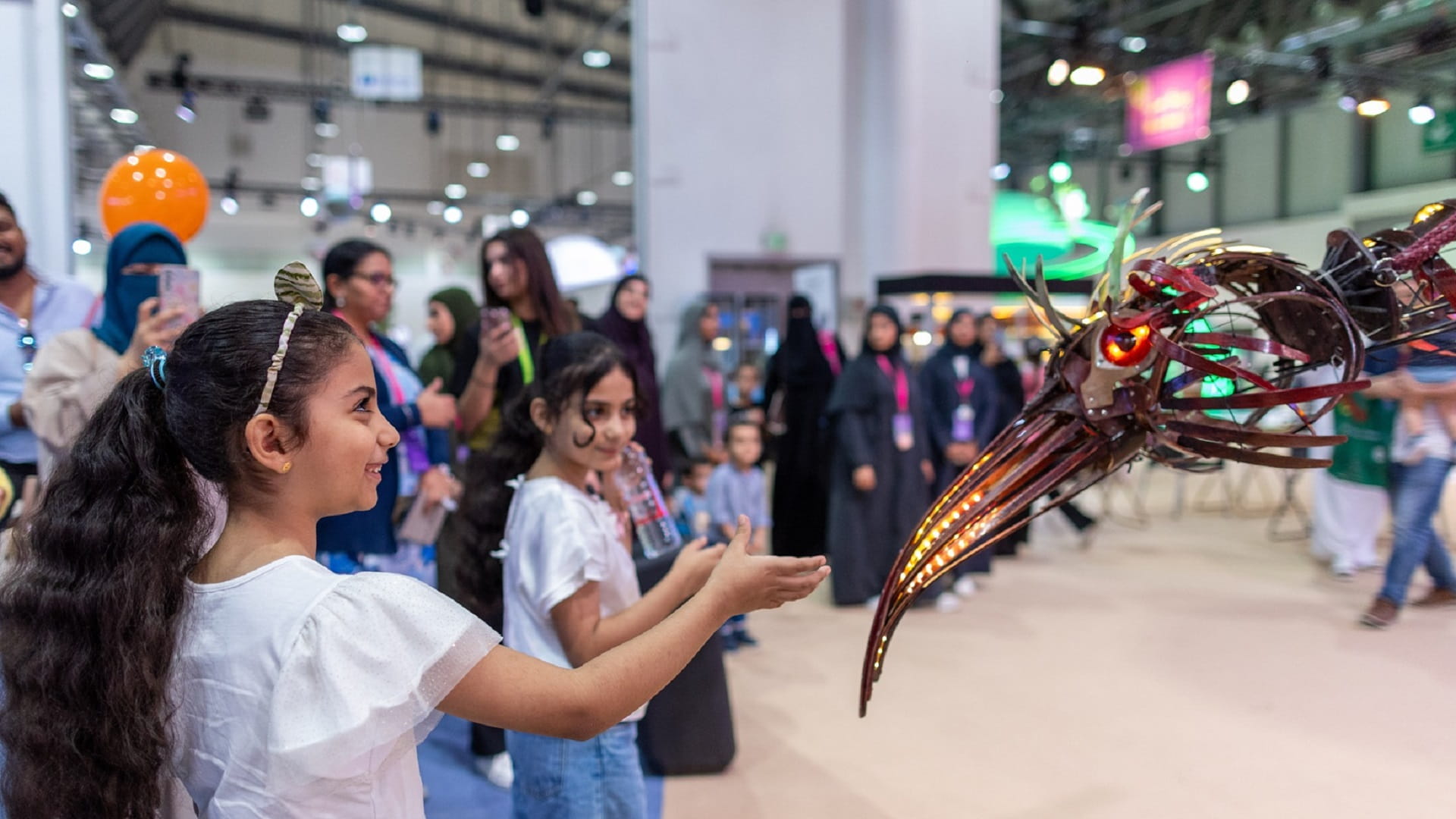 Giant bird puppet takes flight at SCRF 2025